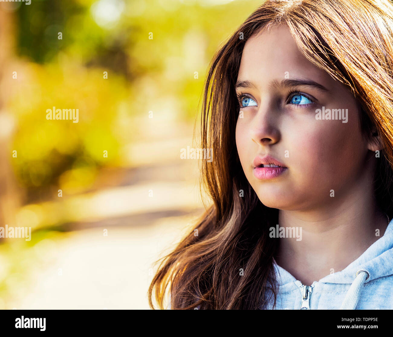 Concerned eyes hi-res stock photography and images - Alamy