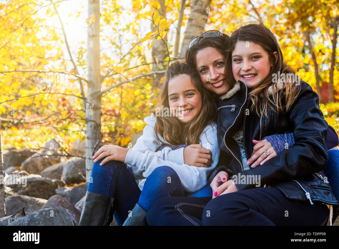 Portrait mother daughters hi-res stock photography and images - Alamy