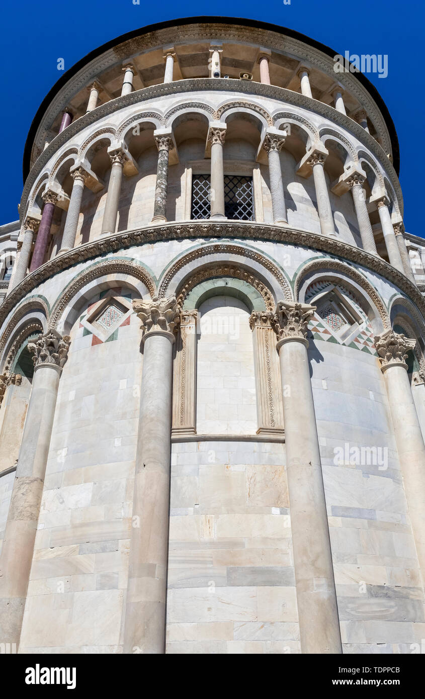 Cathedral facade pisa hi-res stock photography and images - Alamy
