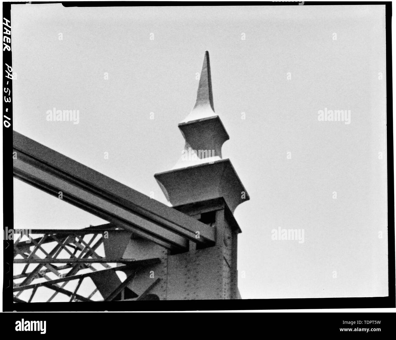 Pinnacle at top of pier 3 tower, west truss. - Sewickley Bridge ...