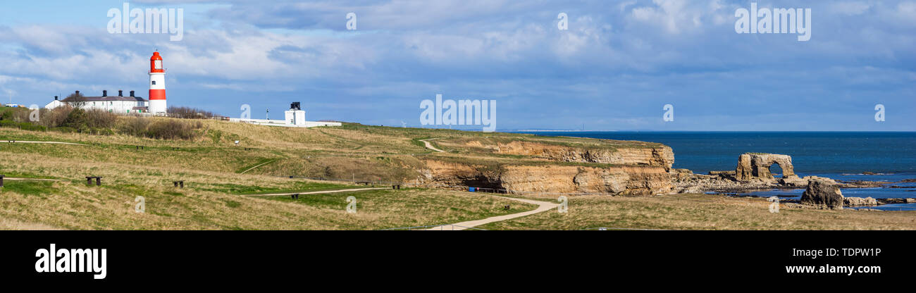 South shields coast hi-res stock photography and images - Alamy