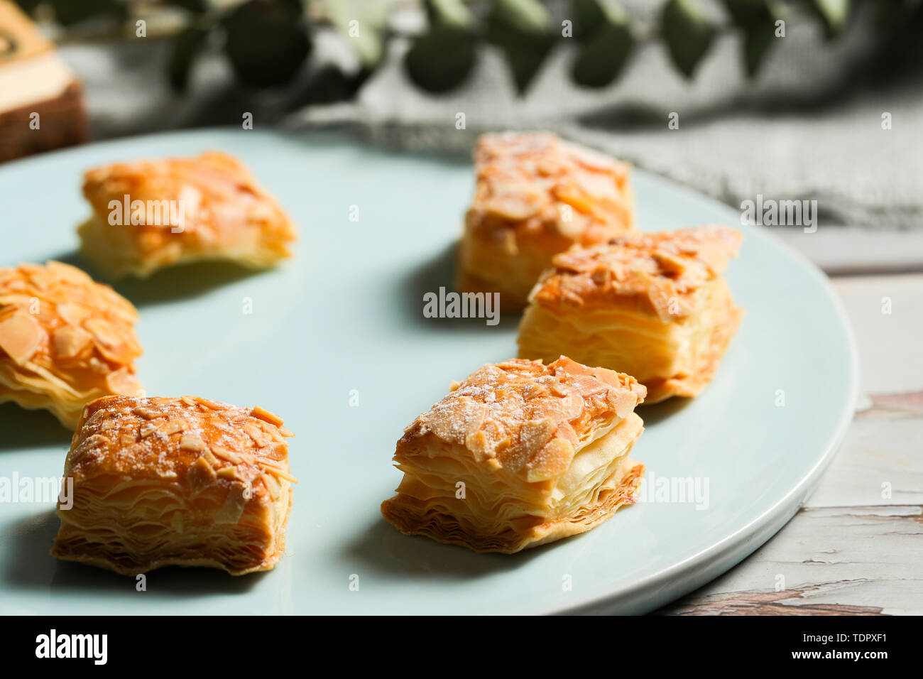 Thousand layer cake hi-res stock photography and images - Alamy