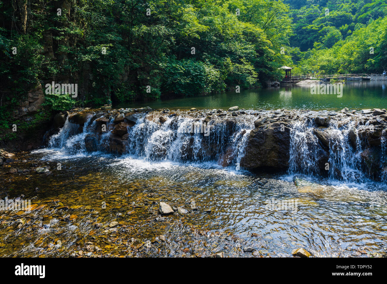 Benxi lake hi-res stock photography and images - Alamy