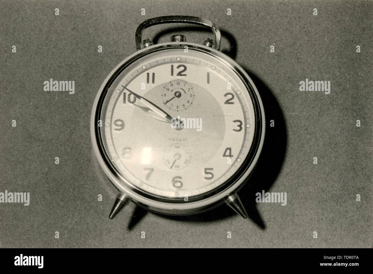 1960s clock hi-res stock photography and images - Alamy