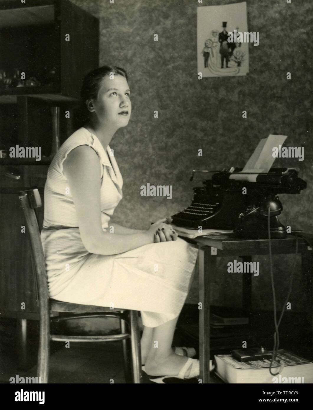 Typewriter 1950s hi-res stock photography and images - Alamy
