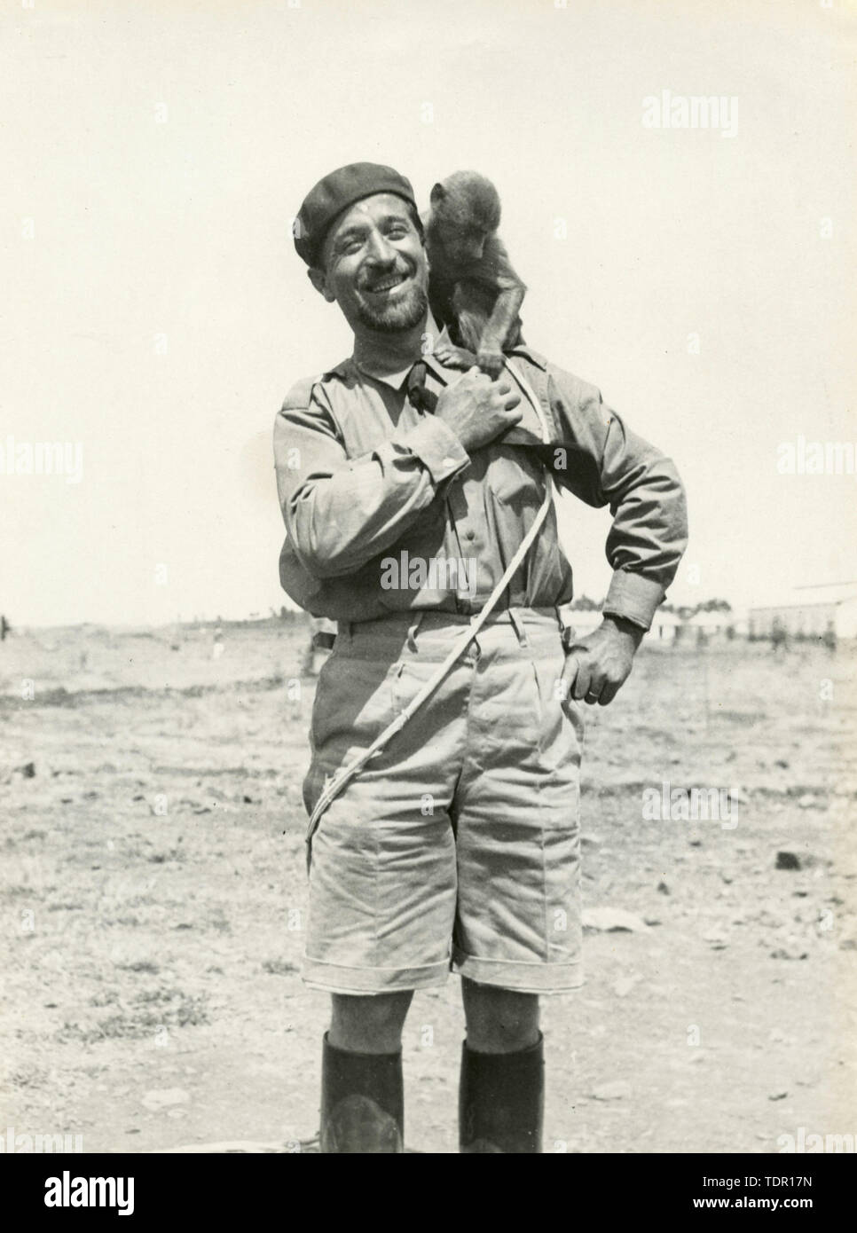 Italian colonial soldier with a small monkey, Ethiopia 1920s Stock ...