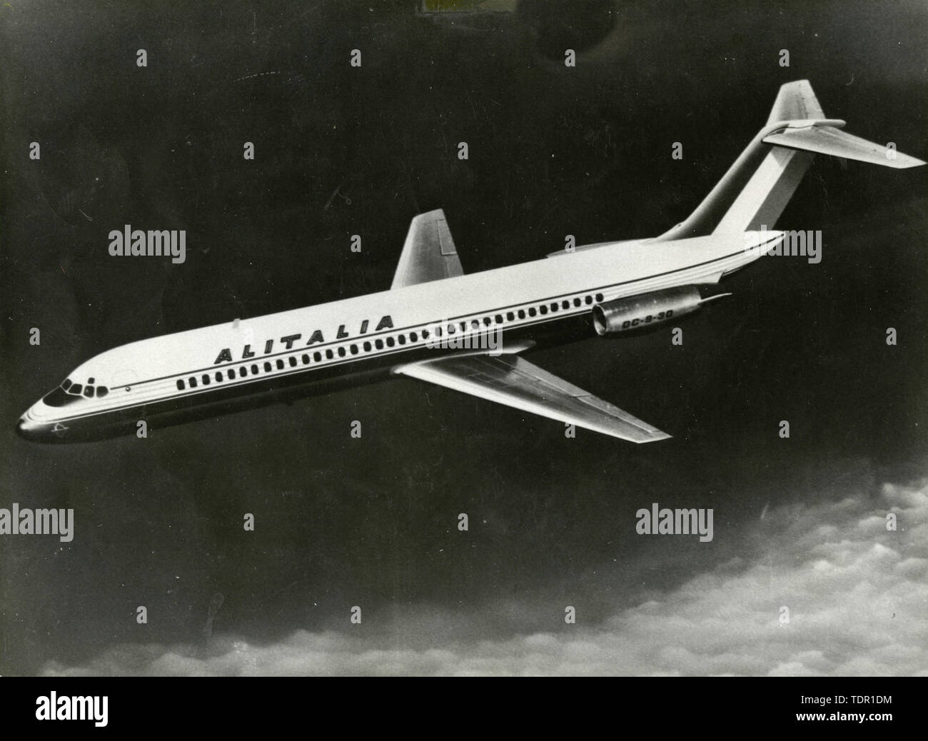 Dc 9 aircraft hi-res stock photography and images - Alamy