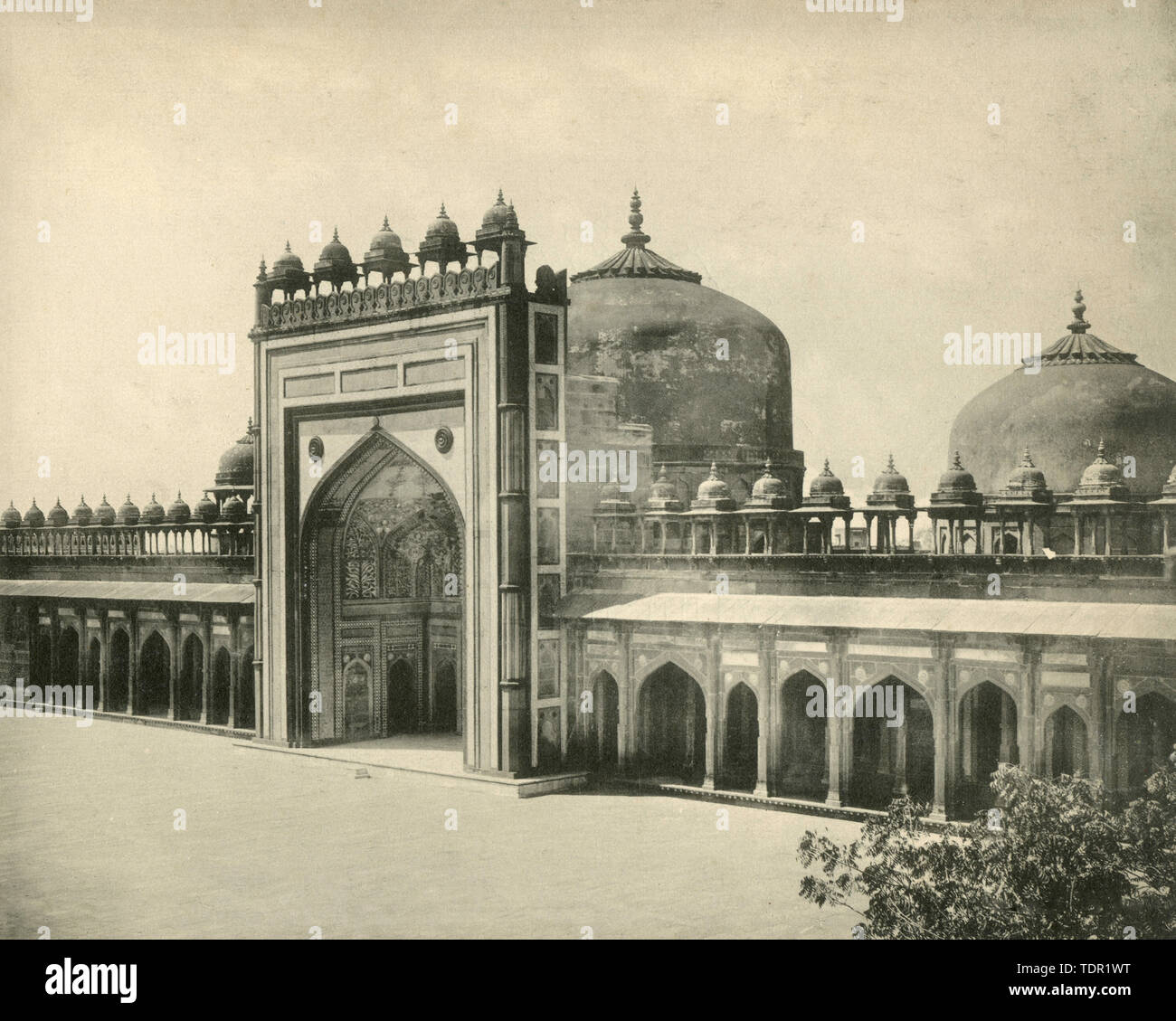 West mosque at the Great Quadrangle, Fatehpur Sikri, India 1890s Stock ...