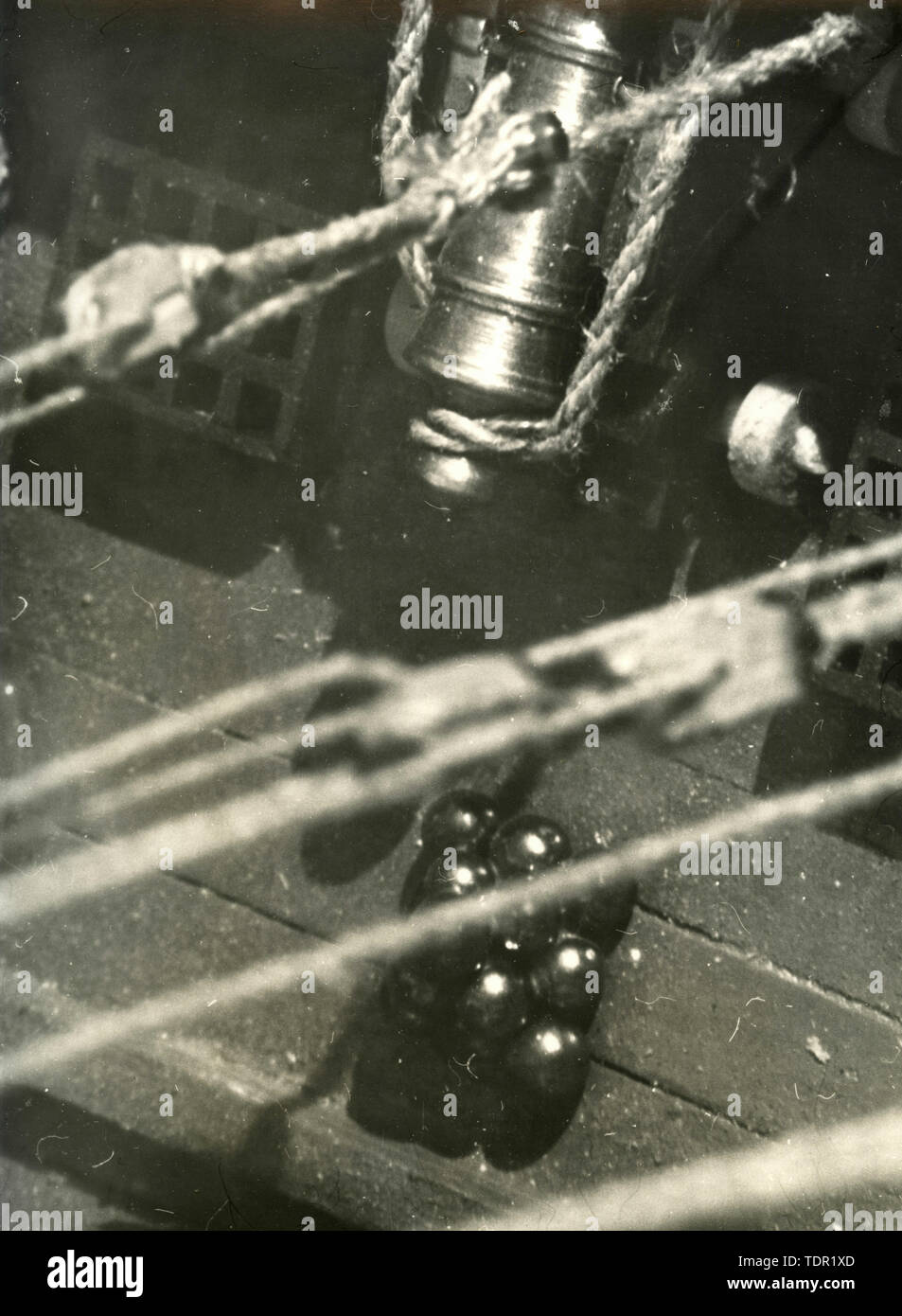 Building model ship: The French chebec Indiscreet, 1750 Stock Photo - Alamy