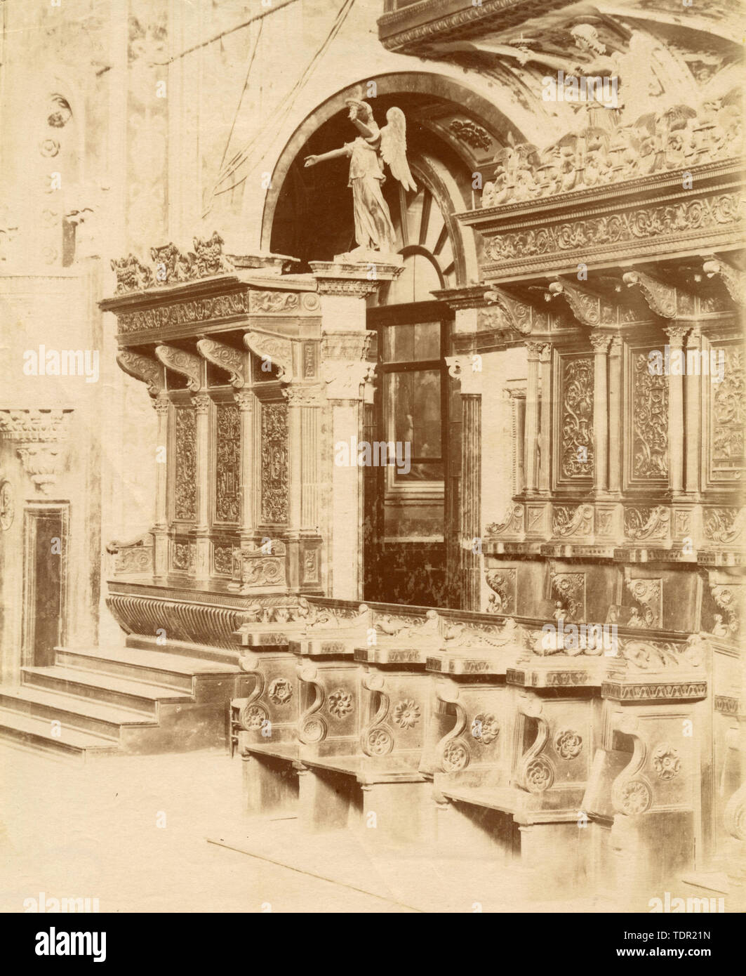 Choir stall hi-res stock photography and images - Alamy