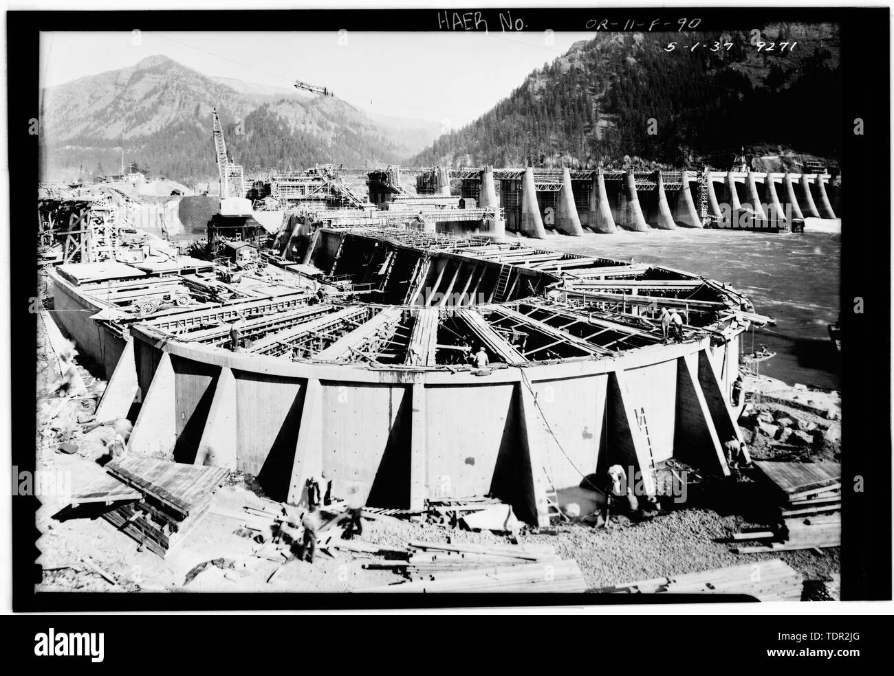 1 may 1937 hi-res stock photography and images - Alamy