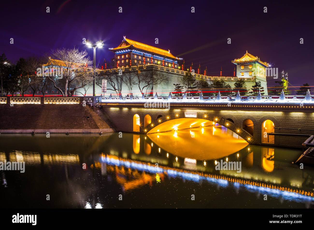 Night view of Xi'an city wall Stock Photo - Alamy
