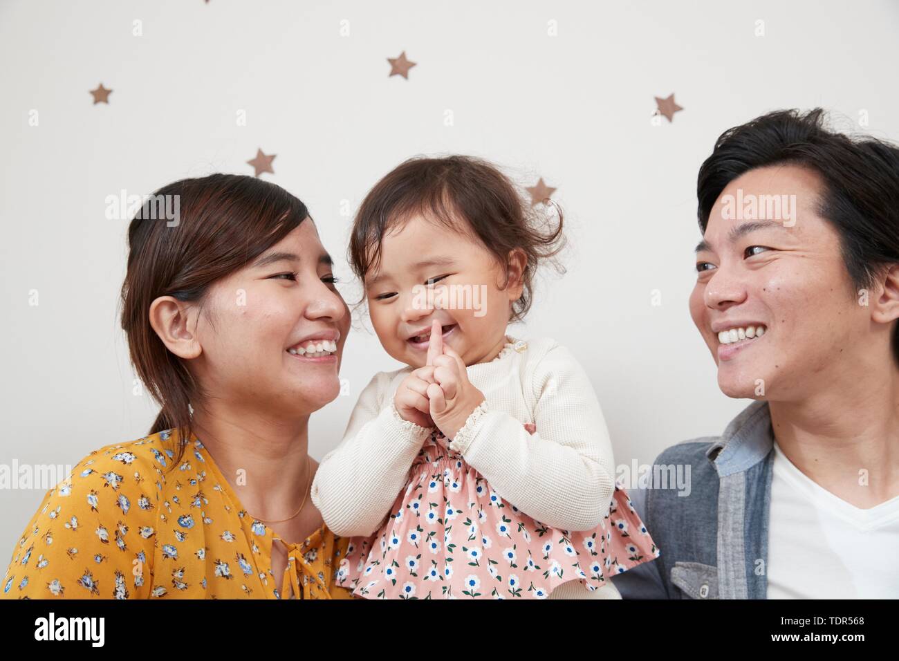 Japanese family at home Stock Photo - Alamy