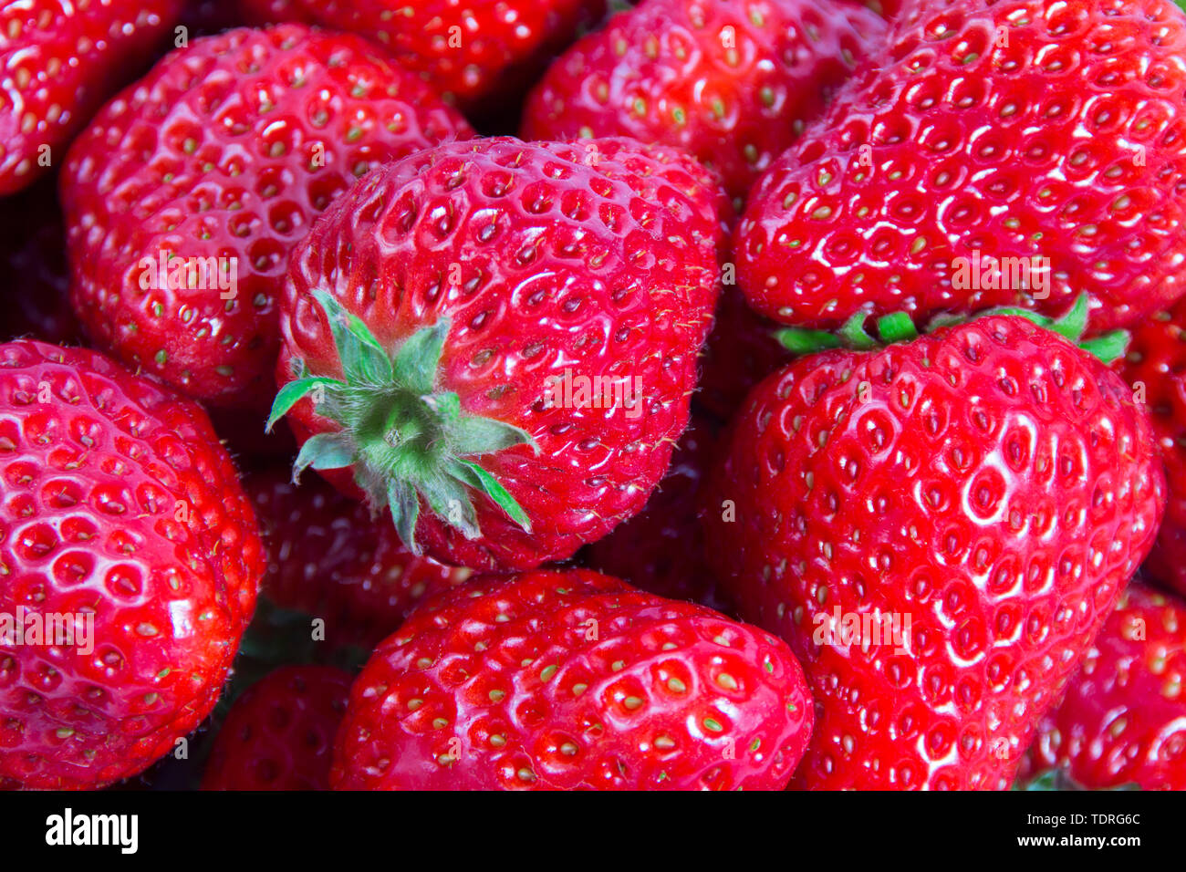 Full screen of strawberries Stock Photo - Alamy