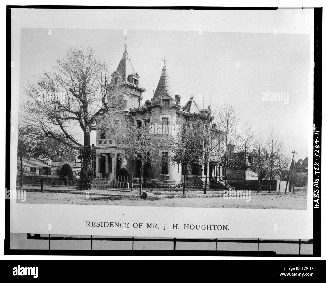 Austin victorian house Black and White Stock Photos & Images - Alamy