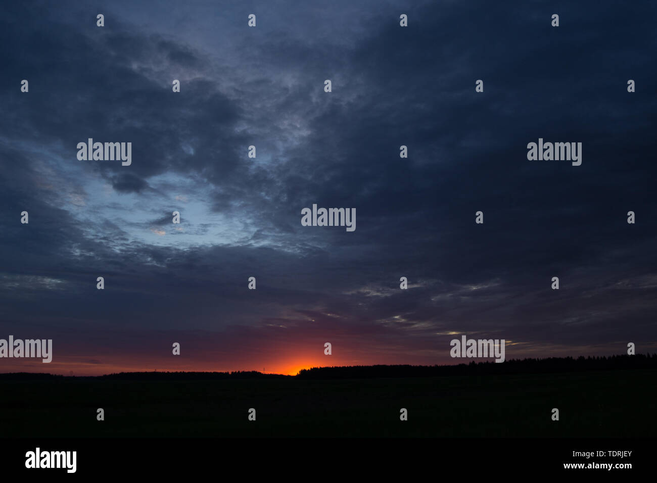 Burning a field hi-res stock photography and images - Alamy