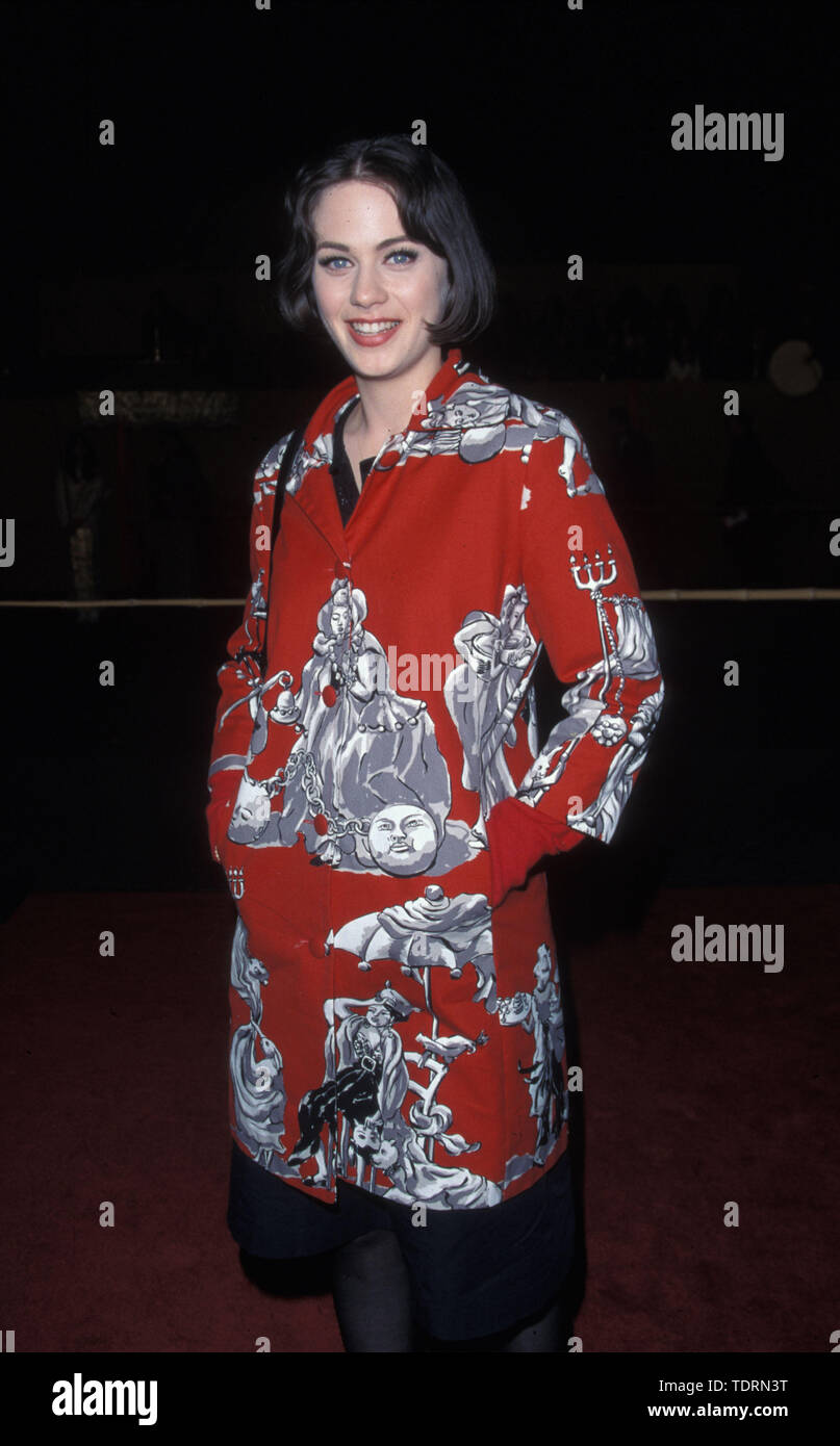 Dec 15, 1999; Los Angeles, CA, USA; Actress ZOEY DESCHANEL @ 'Anna and ...