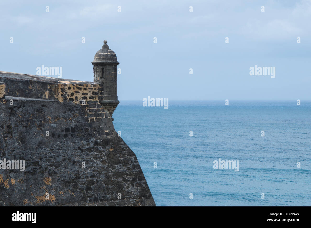 Tropical sun lawns hi-res stock photography and images - Alamy