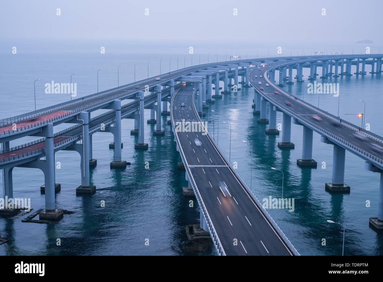 Dalian Star Bay Cross-Sea Bridge Stock Photo - Alamy