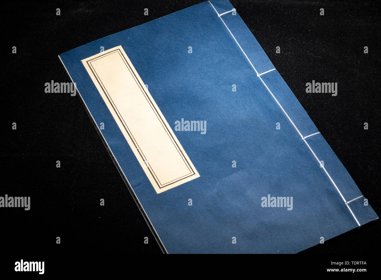 Xuan paper books hi-res stock photography and images - Alamy