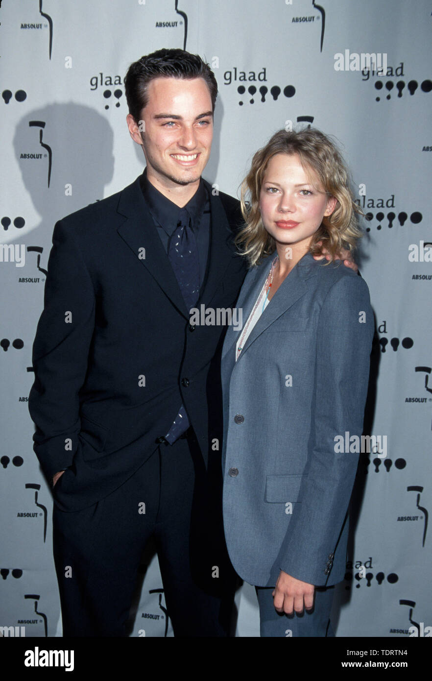 Apr 16, 2000 - Los Angeles, California, USA - Actor KERR SMITH with ...