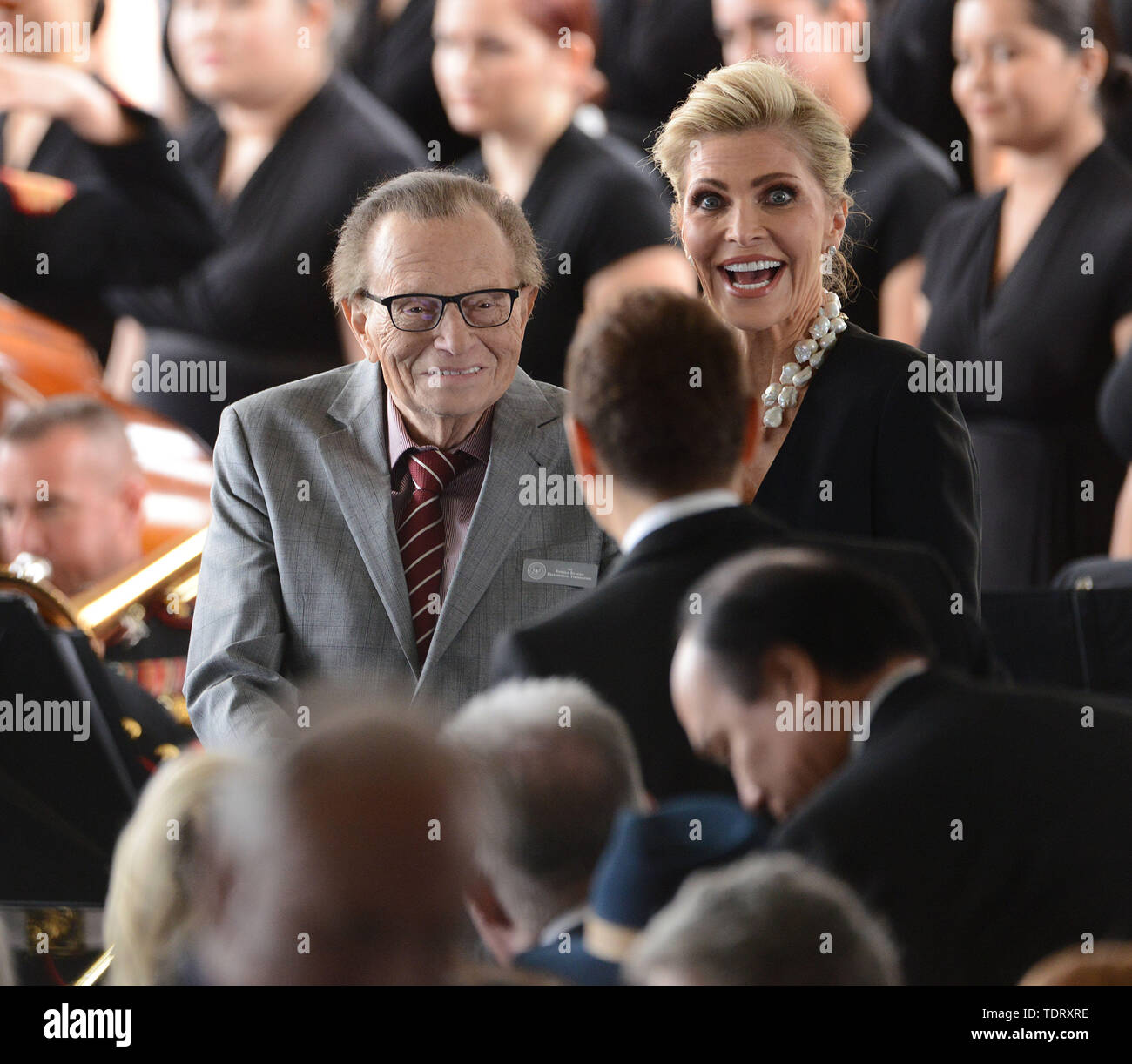 March 11, 2016 - Simi Valley, California - Larry King + wife Shawn ...