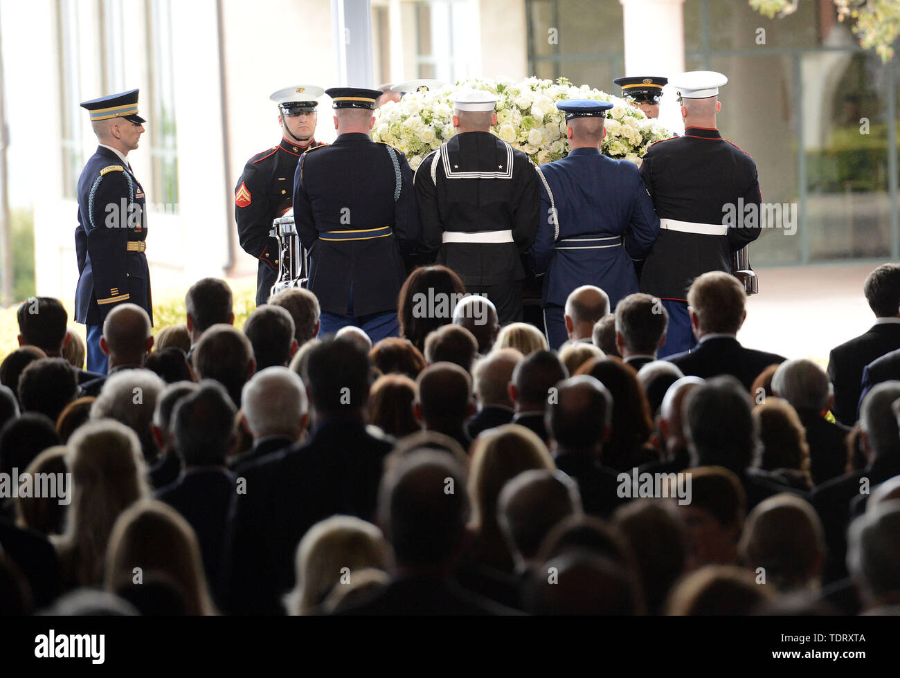 Nancy reagan ronald reagan casket hi-res stock photography and images ...
