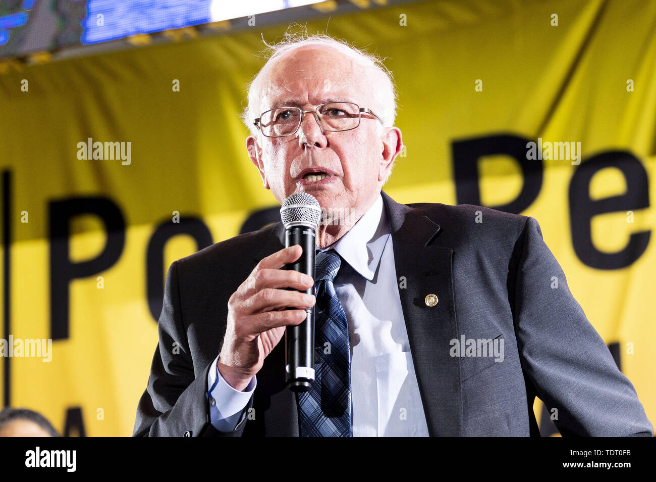 Washington, D.C, USA. 17th June, 2019. U.S. Senator BERNIE SANDERS (D ...