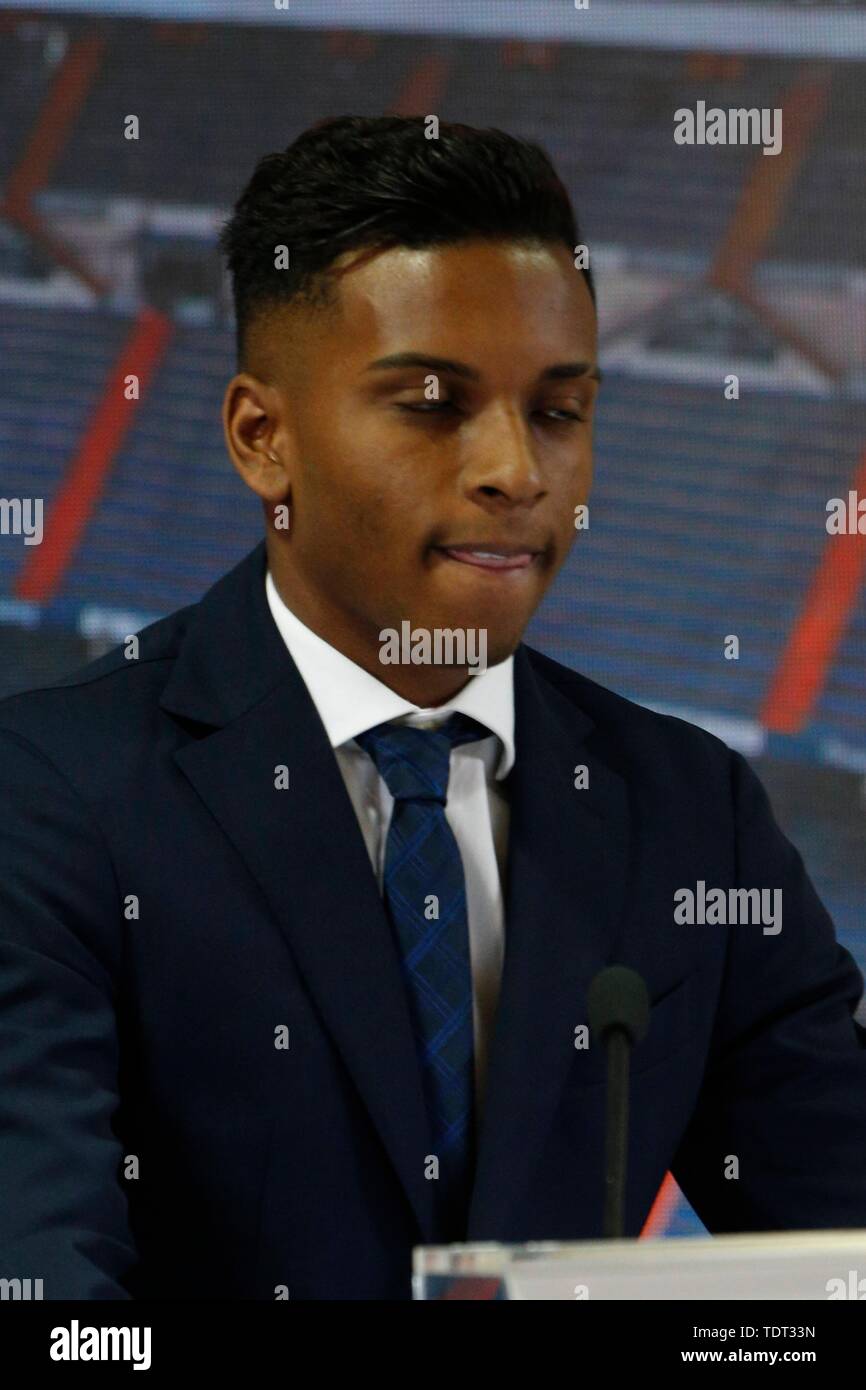 Rodrygo presentation hi-res stock photography and images - Alamy