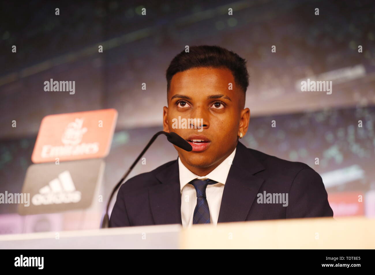 Rodrygo presentation hi-res stock photography and images - Alamy