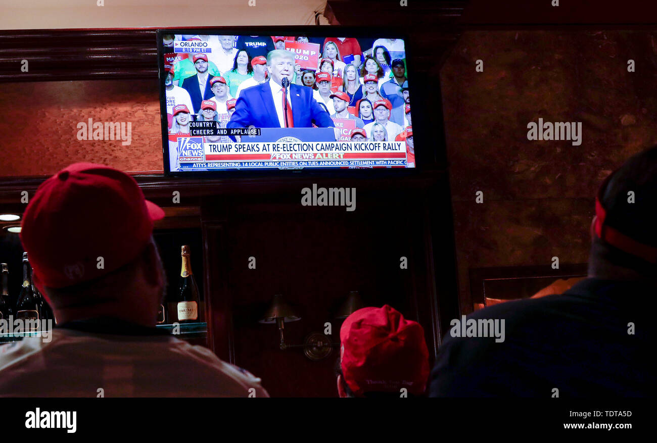 Trump speaking at trump tower hi-res stock photography and images - Alamy