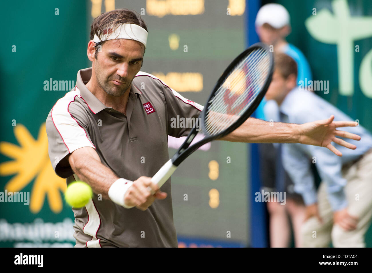 Roger FEDERER (SUI) with Ball, single action with ball, action, half ...