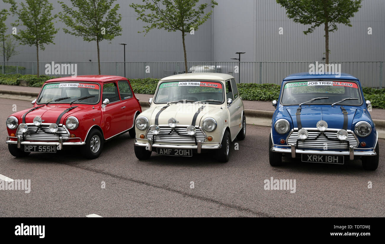 Paul Swift stunt team recreates a scene from the movie The Italian Job ...