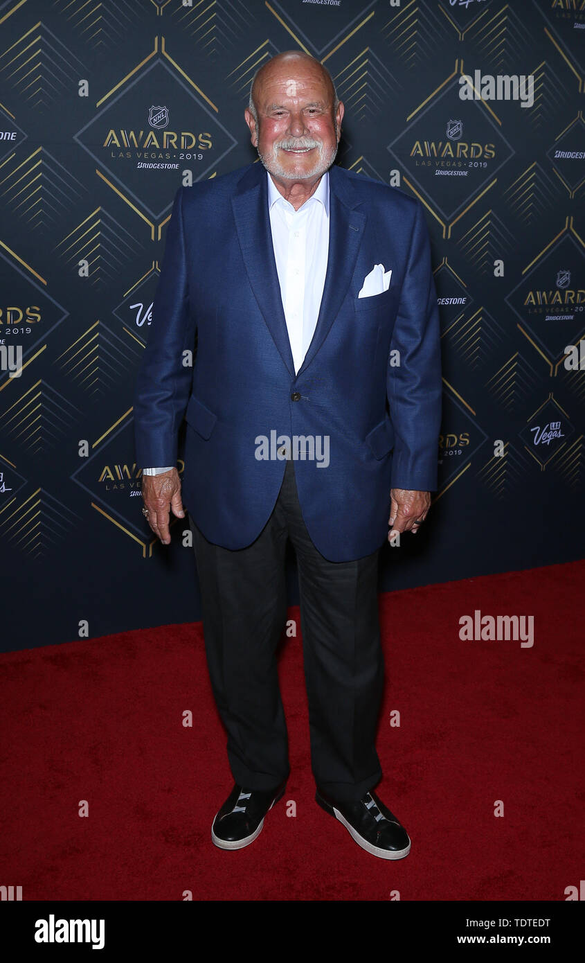 Peter karmanos hi-res stock photography and images - Alamy