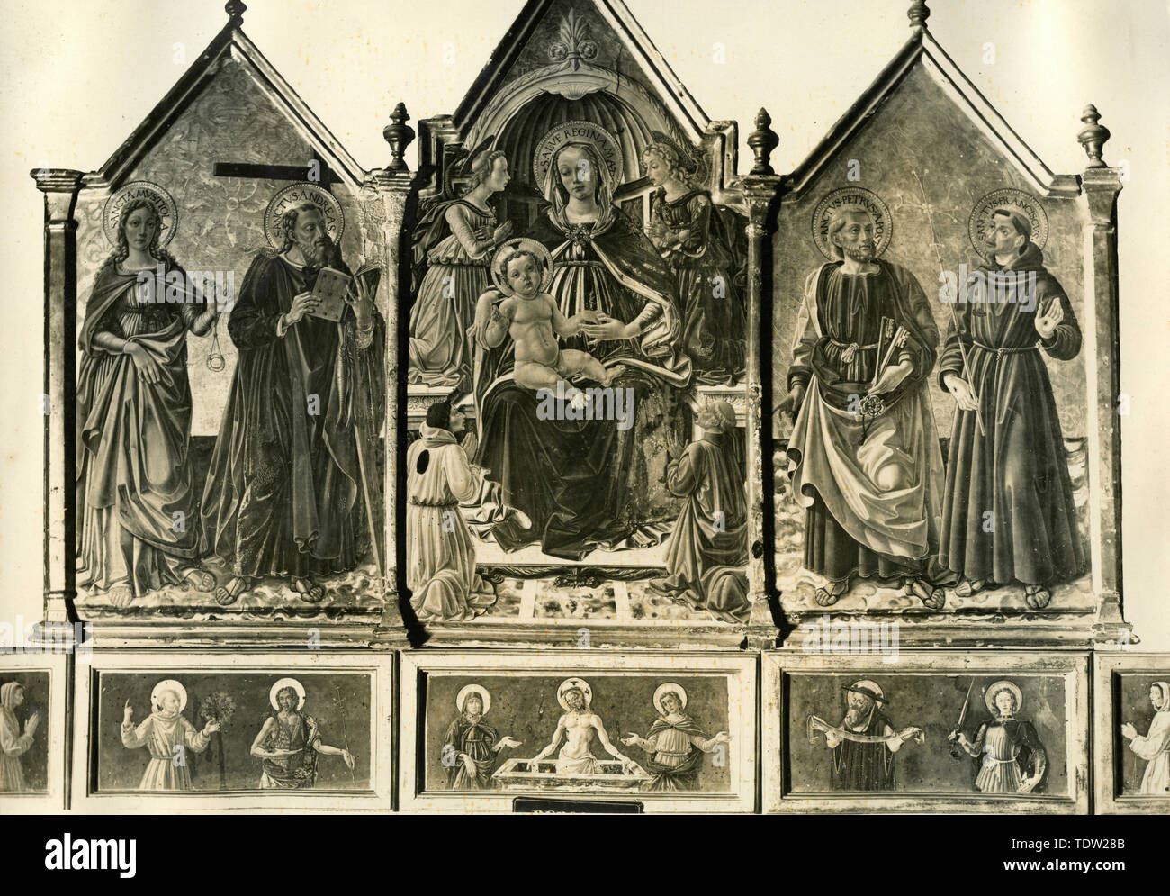 Triptych: Virgin and Child with Saints, painting by Fiorenzo di Lorenzo Stock Photo - Alamy