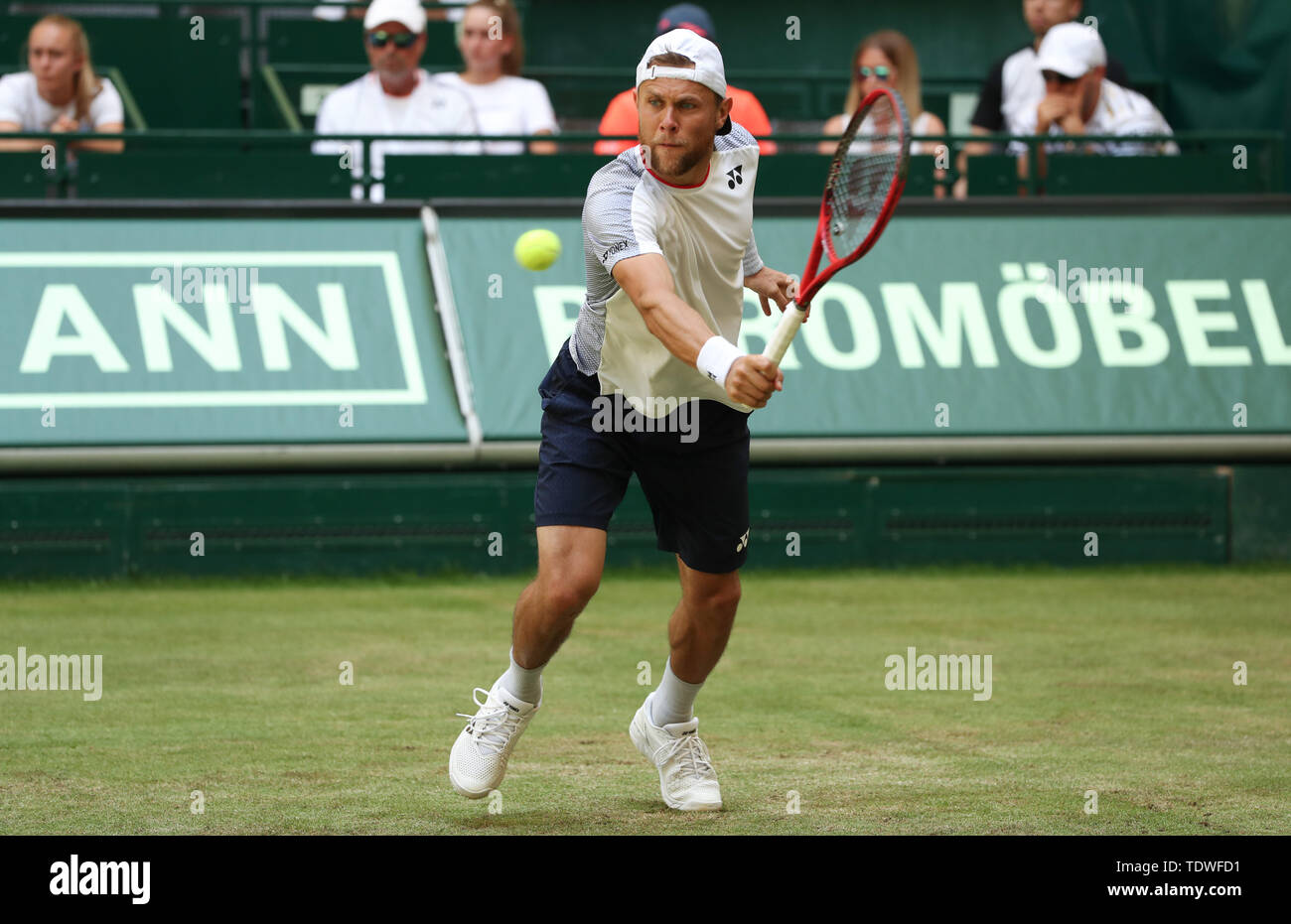 Halle, Germany. 19th June, 2019. Tennis: ATP Tour Individual, Men ...