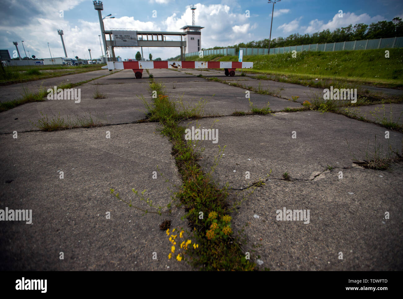 Marienborn, Germany. 31st May, 2019. Watchtowers, observation bridges ...