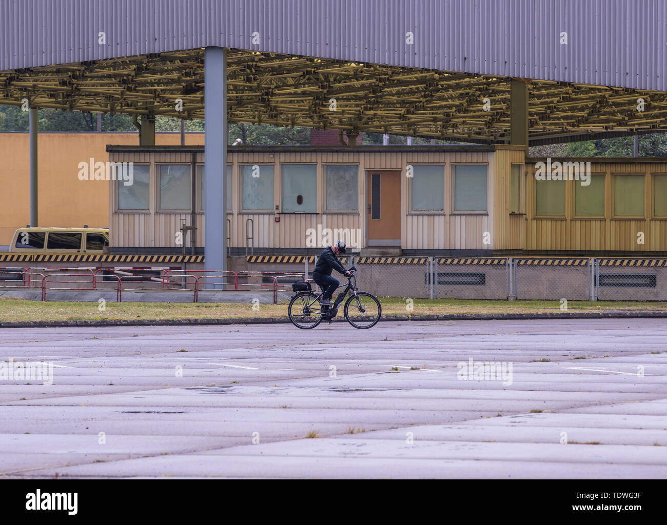 Marienborn, Germany. 31st May, 2019. Visitors are on the move on the ...
