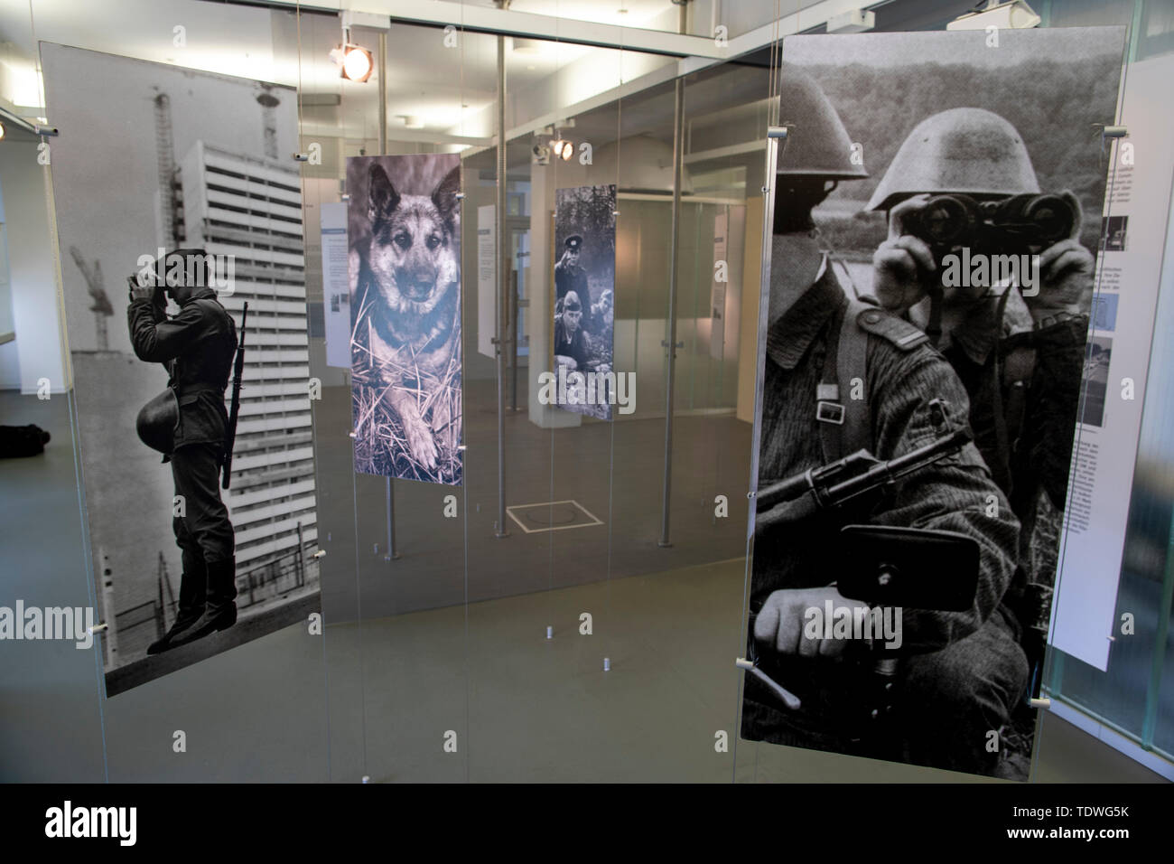 Permanent checkpoint hi-res stock photography and images - Alamy