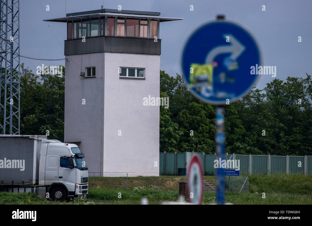Border checkpoi hi-res stock photography and images - Alamy