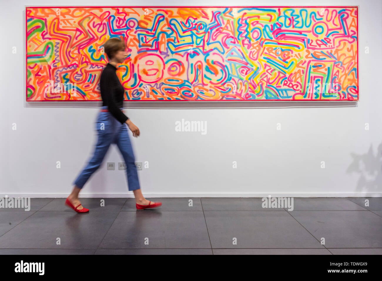 Keith haring jean michel basquiat hi-res stock photography and images ...