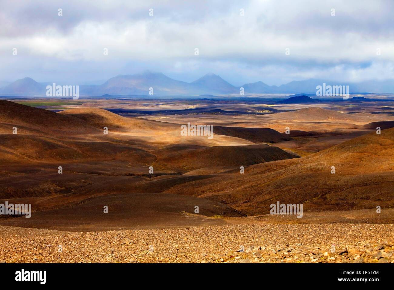 Shadows in the mountain ranges hi-res stock photography and images - Alamy