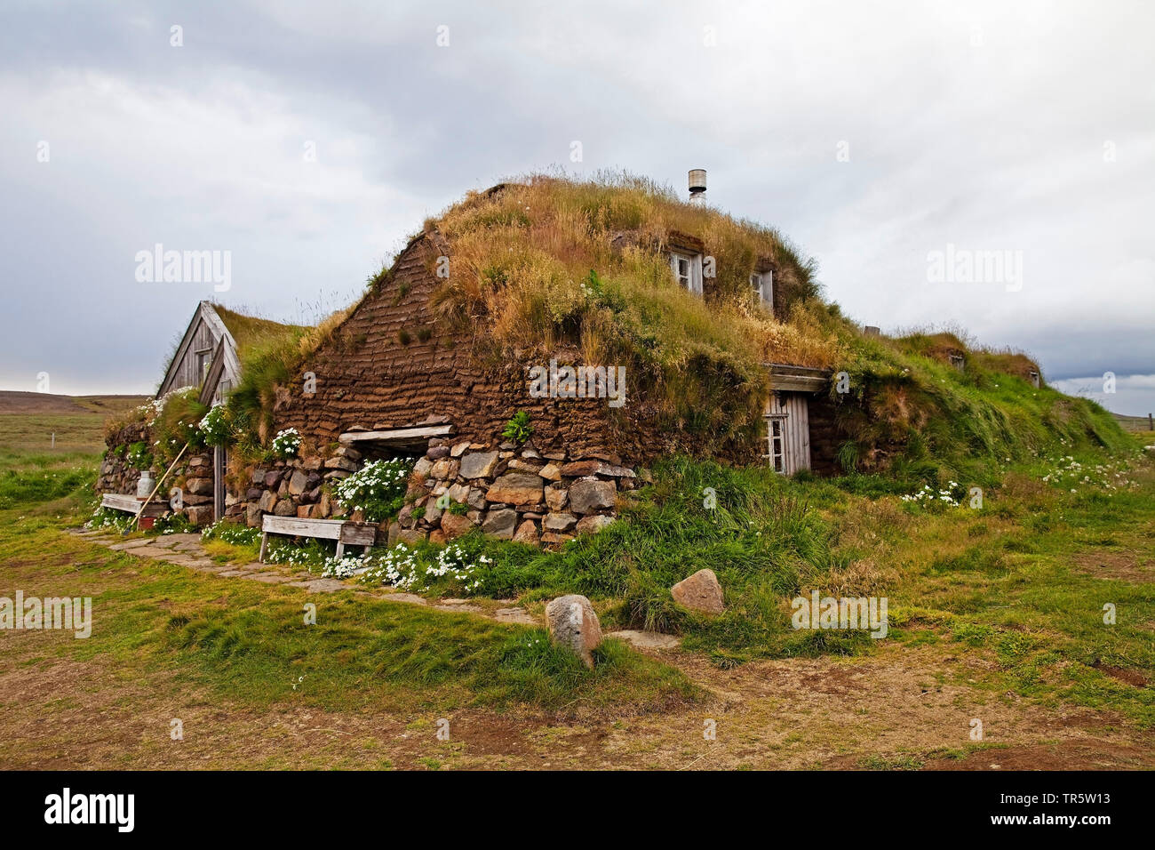 historical peat farmhouse in Saenautasel, Iceland, Joekulsdalheidi ...