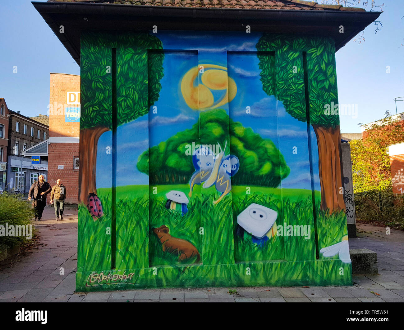 Electrical junction boxes hi-res stock photography and images - Alamy