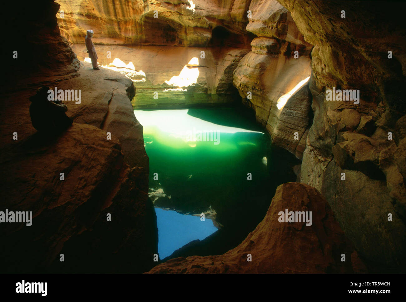 Cave with light beams hi-res stock photography and images - Alamy