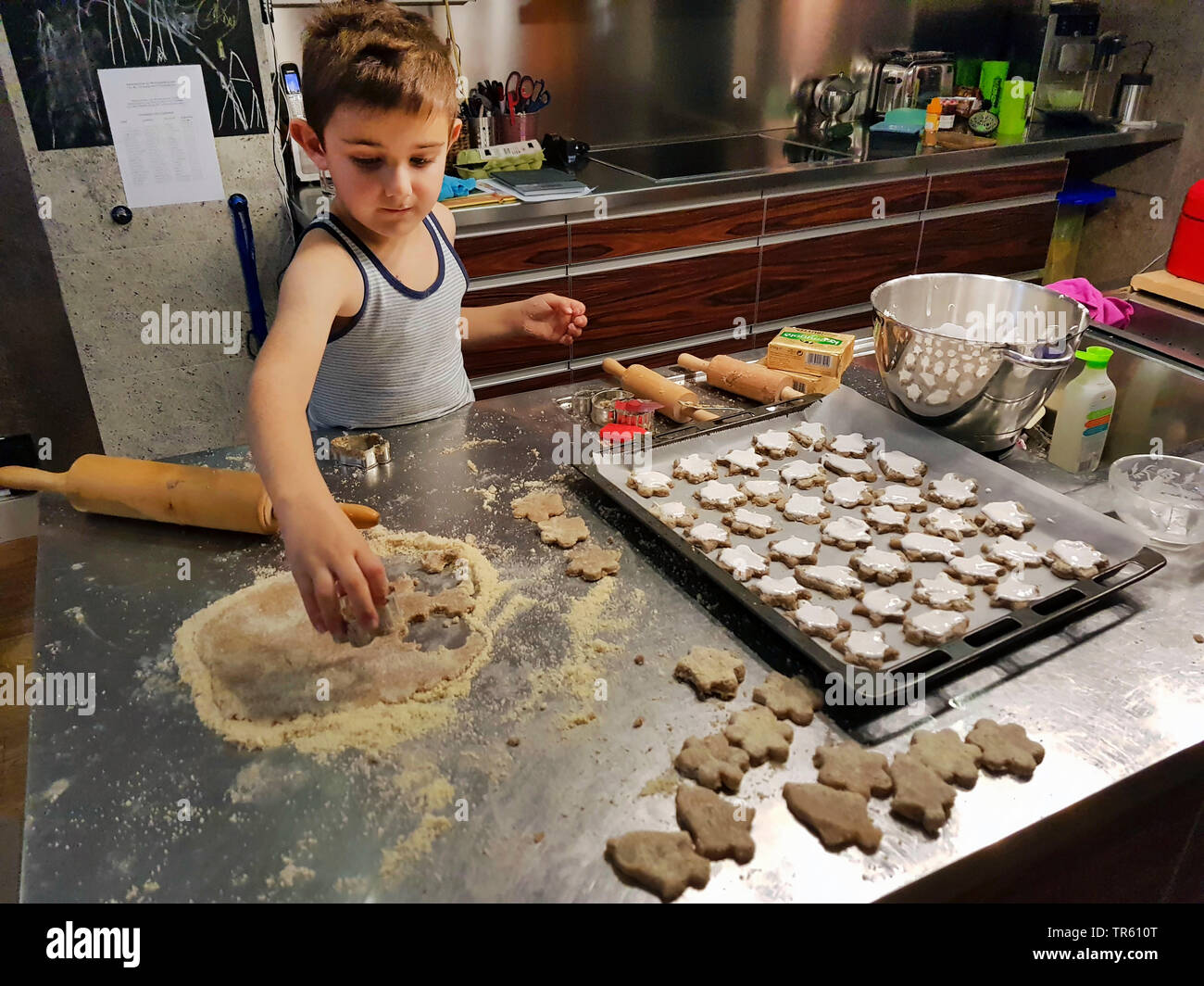Boy cookies hi-res stock photography and images - Alamy