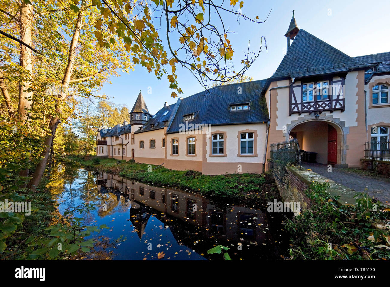Eller Castle in Duesseldorf, manor house, Germany, North Rhine ...