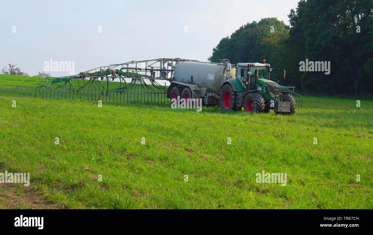 Liquid manure trailers hi-res stock photography and images - Alamy