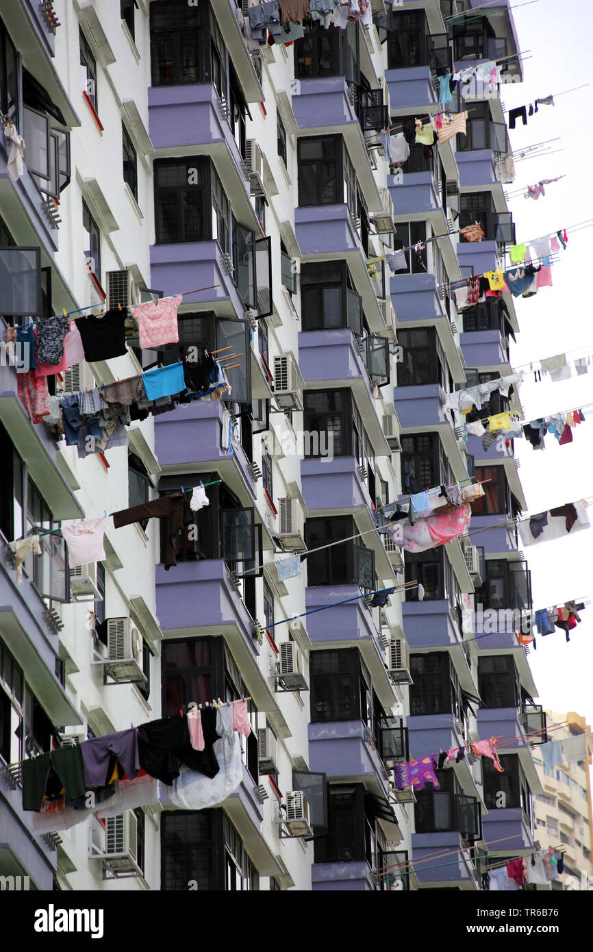 Balcony parapet hi-res stock photography and images - Alamy