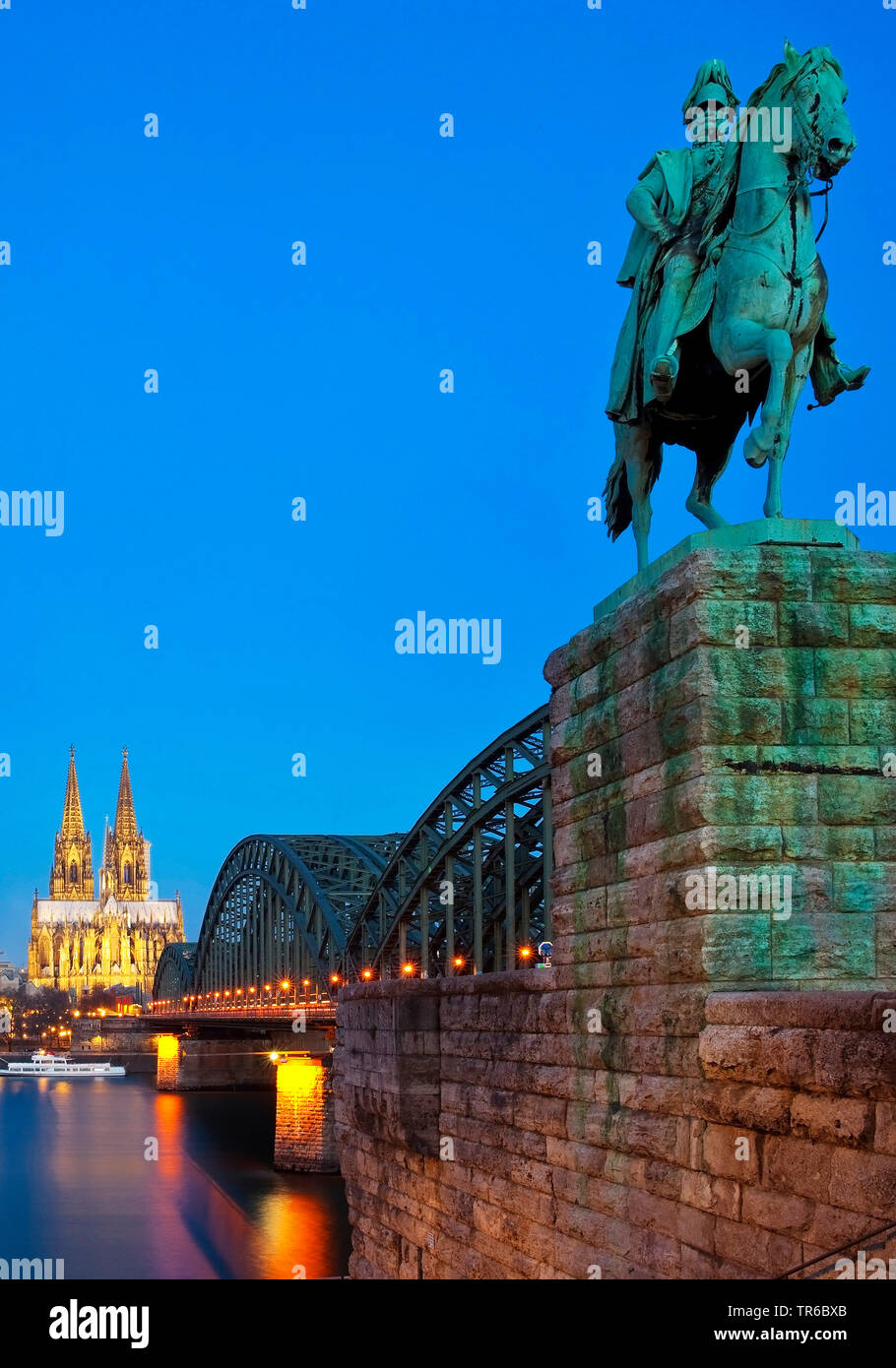 Kaiser wilhelm statue hi-res stock photography and images - Alamy